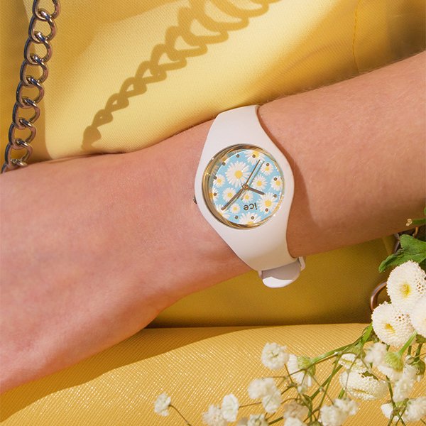 ICE flower ｜WHITE DAISY（Small） | karendo x ICE watch（カレンド×アイスウォッチ）のプレゼント・ギフト通販 | TANP（タンプ）