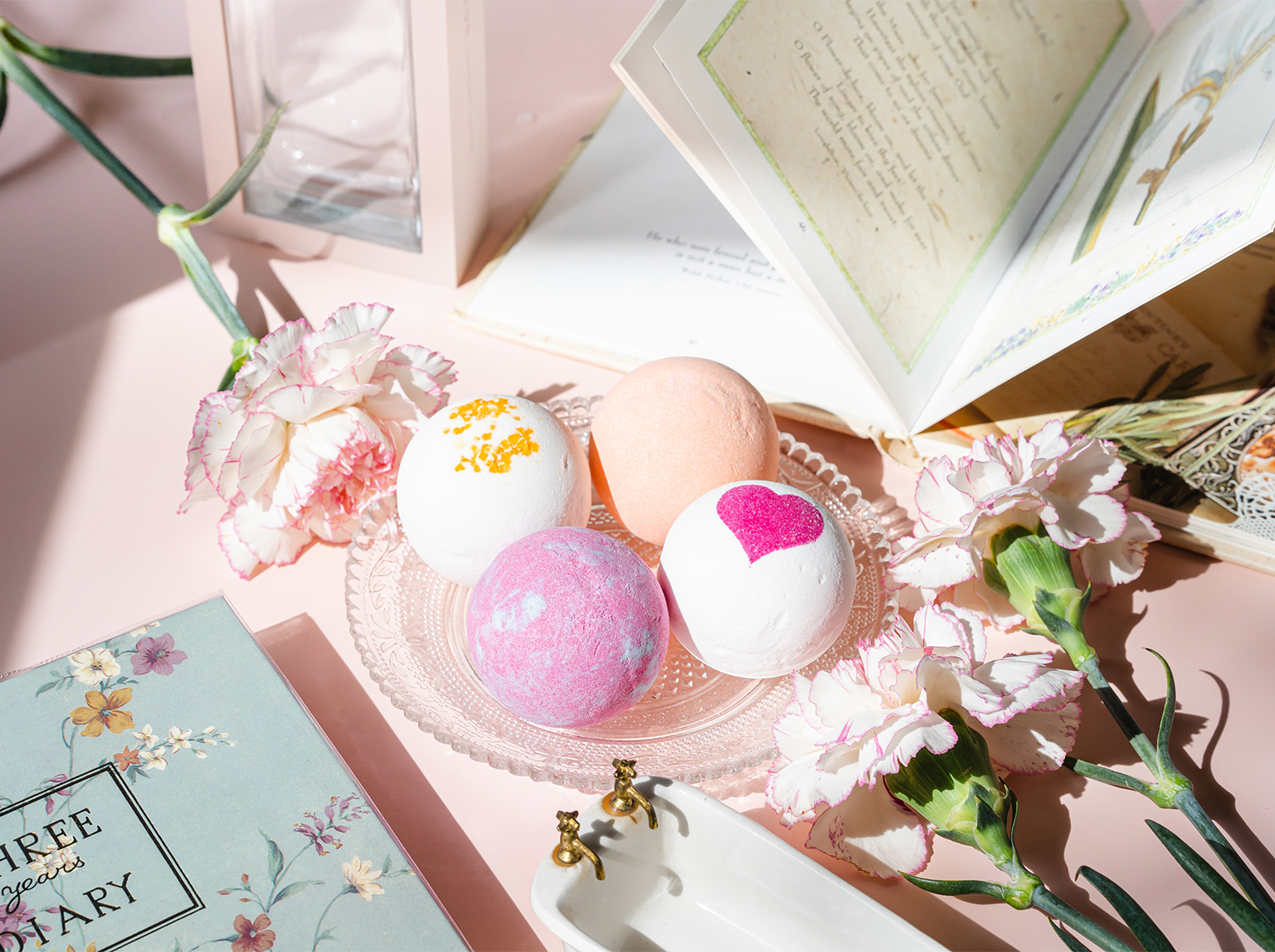 贅沢な入浴体験を演出！香り華やぐバスボムギフト | EPEIOS（エペイオス）のプレゼント・ギフト通販 | TANP（タンプ）