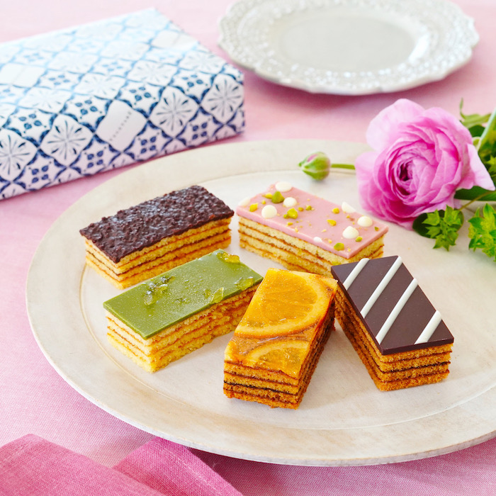 白金プラチナバウム（20個入り）【夏季クール便配送】 | VEGETARE（ベジターレ）のプレゼント・ギフト通販 | TANP（タンプ）