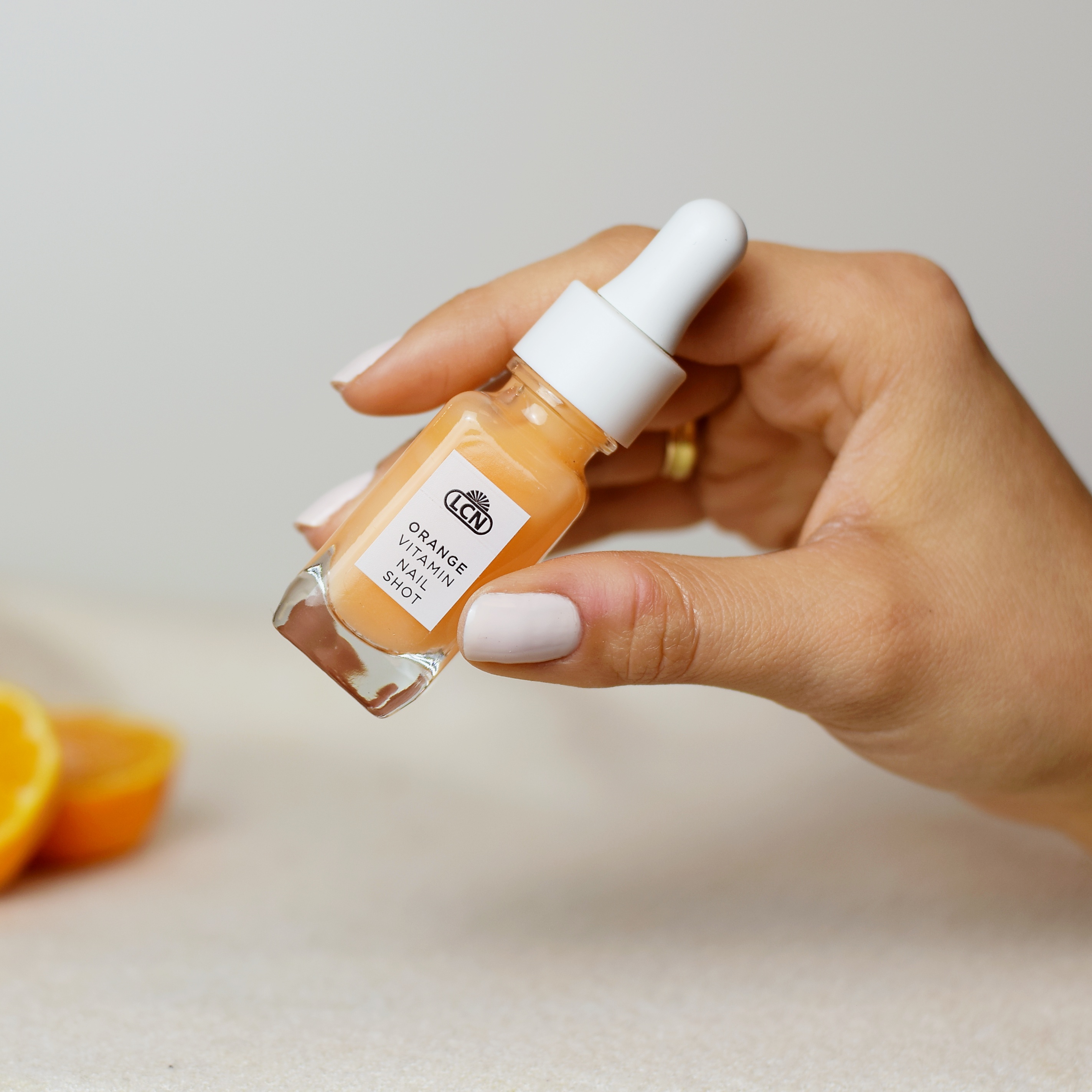 シトラスウッド ネイルショット 11ml | LCN（エルシーエヌ）のプレゼント・ギフト通販 | TANP（タンプ）