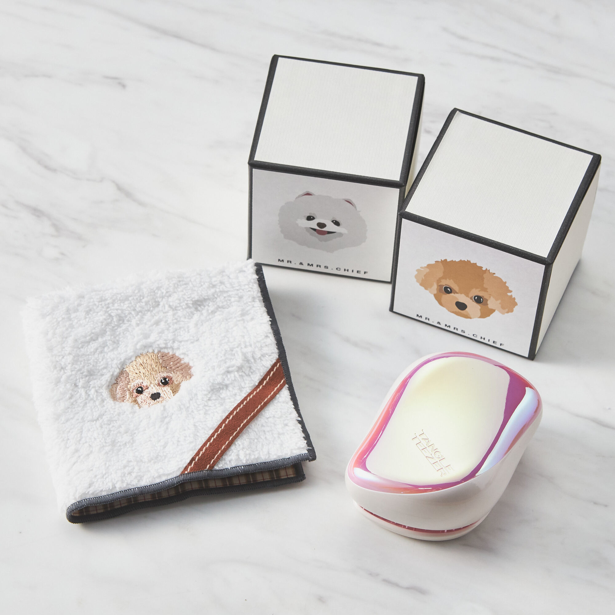【大人気】ヘアブラシと犬ハンカチ | MR. & MRS. CHIEF（ミスターアンドミセスチーフ） TANGLE TEEZER（タングルティーザー）のプレゼント・ギフト通販 | TANP（タンプ）