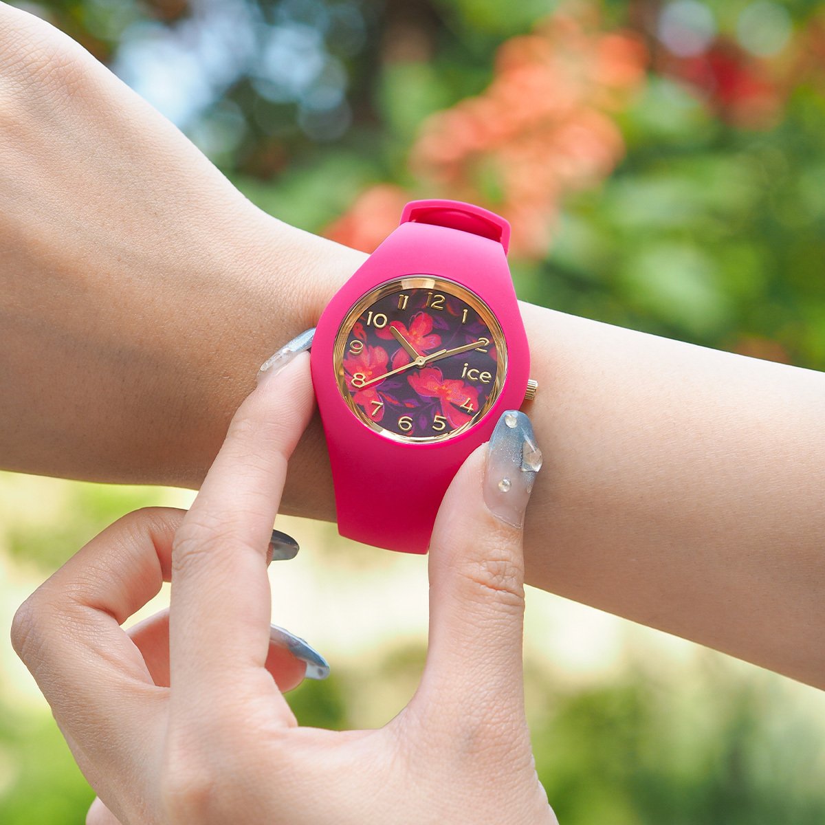 ICE flower - フューシャブロッサム - スモール+ | karendo x ICE watch（カレンド×アイスウォッチ）のプレゼント・ギフト通販 | TANP（タンプ）