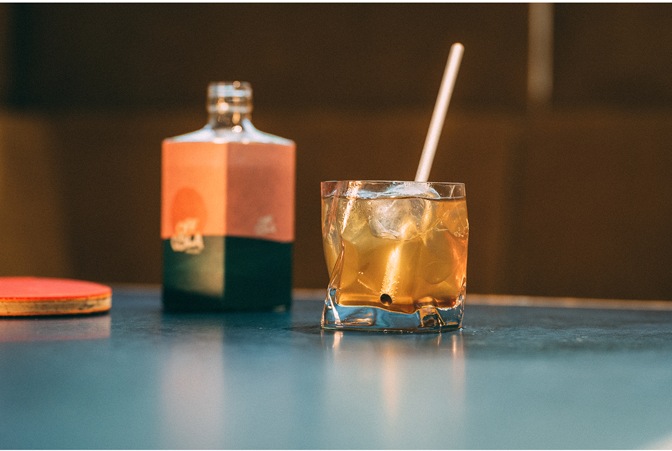 極上のチルタイムを過ごすために作られた次世代のクラフトコーラ | OFF COLA（オフコーラ）のプレゼント・ギフト通販 | TANP（タンプ）