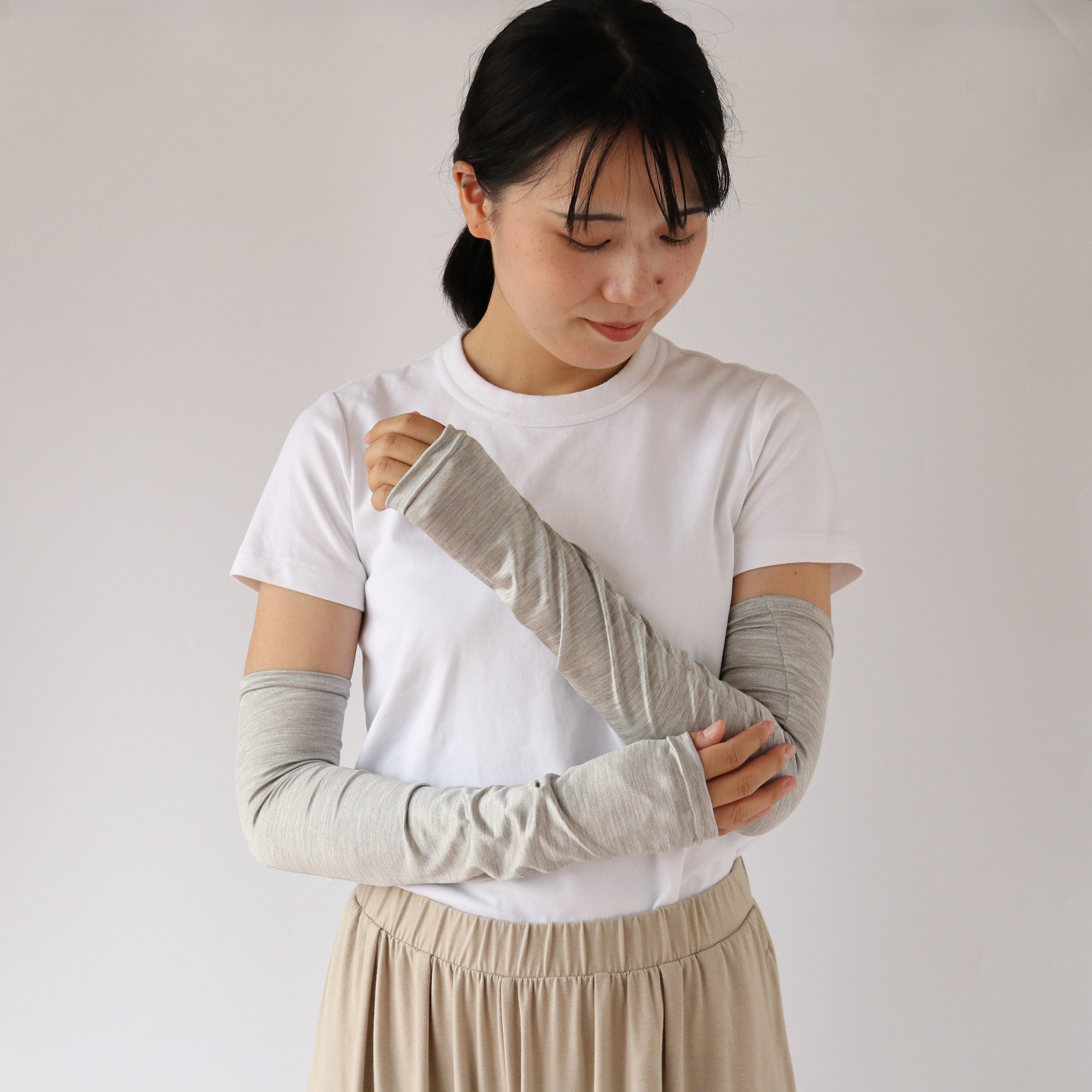 【UVカット90％】冷感シルクのアームカバー ロング丈｜接触冷感 | 絹屋（きぬや）のプレゼント・ギフト通販 | TANP（タンプ）