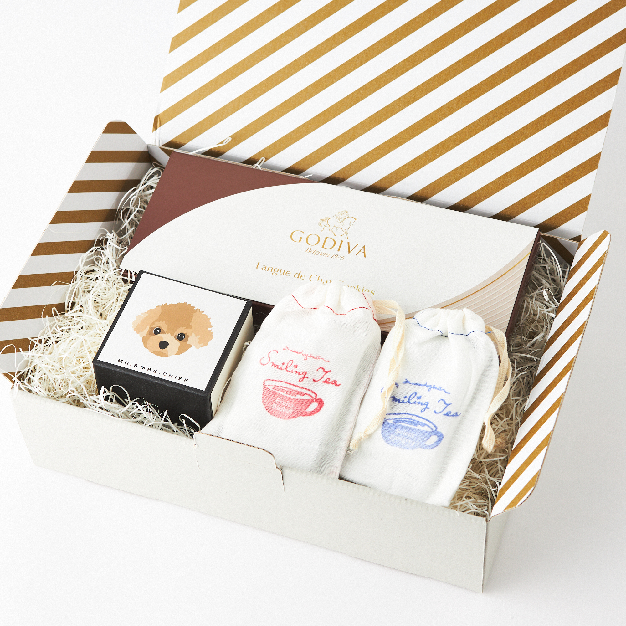 【ボックス付き】GODIVAクッキー・紅茶・INUハンカチセット | MR. & MRS. CHIEF（ミスターアンドミセスチーフ） GODIVA（ゴディバ） TANP（タンプ）のプレゼント ...