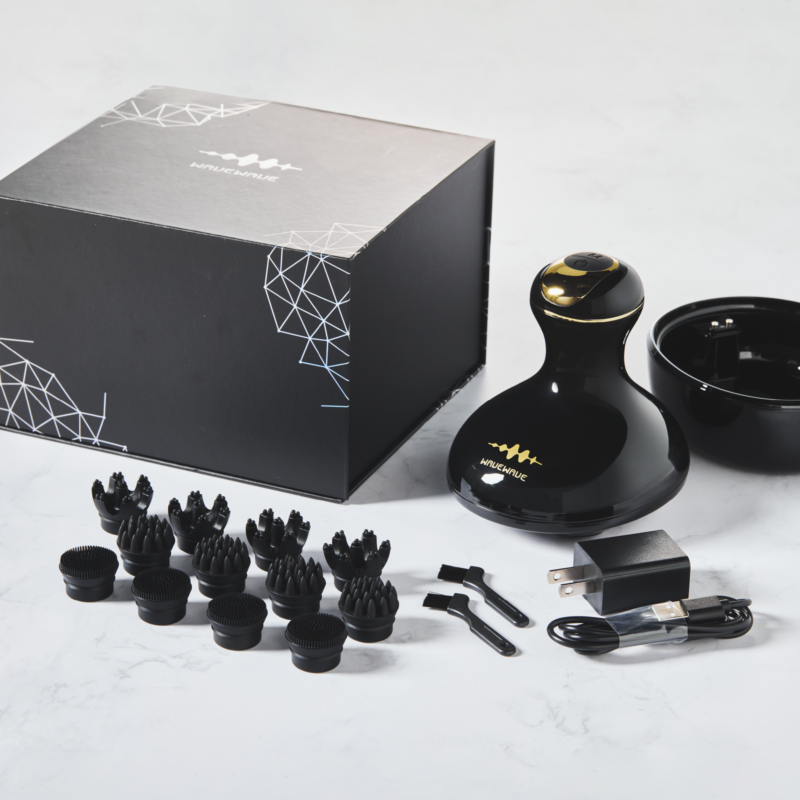 EMS SCALP HEAD SPA【全身に使える3種のアタッチメント付】 | WAVEWAVE（ウェイブウェイブ）のプレゼント・ギフト通販 | TANP（タンプ）