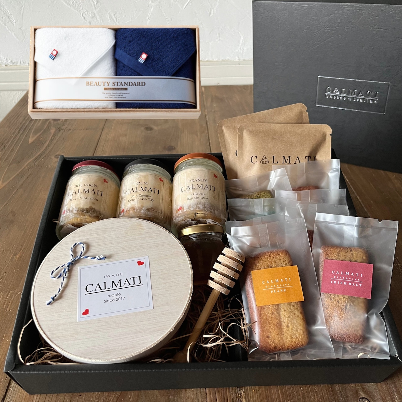 今治タオル×スイーツ詰め合わせセット | CALMATI（カルマーティ）のプレゼント・ギフト通販 | TANP（タンプ）