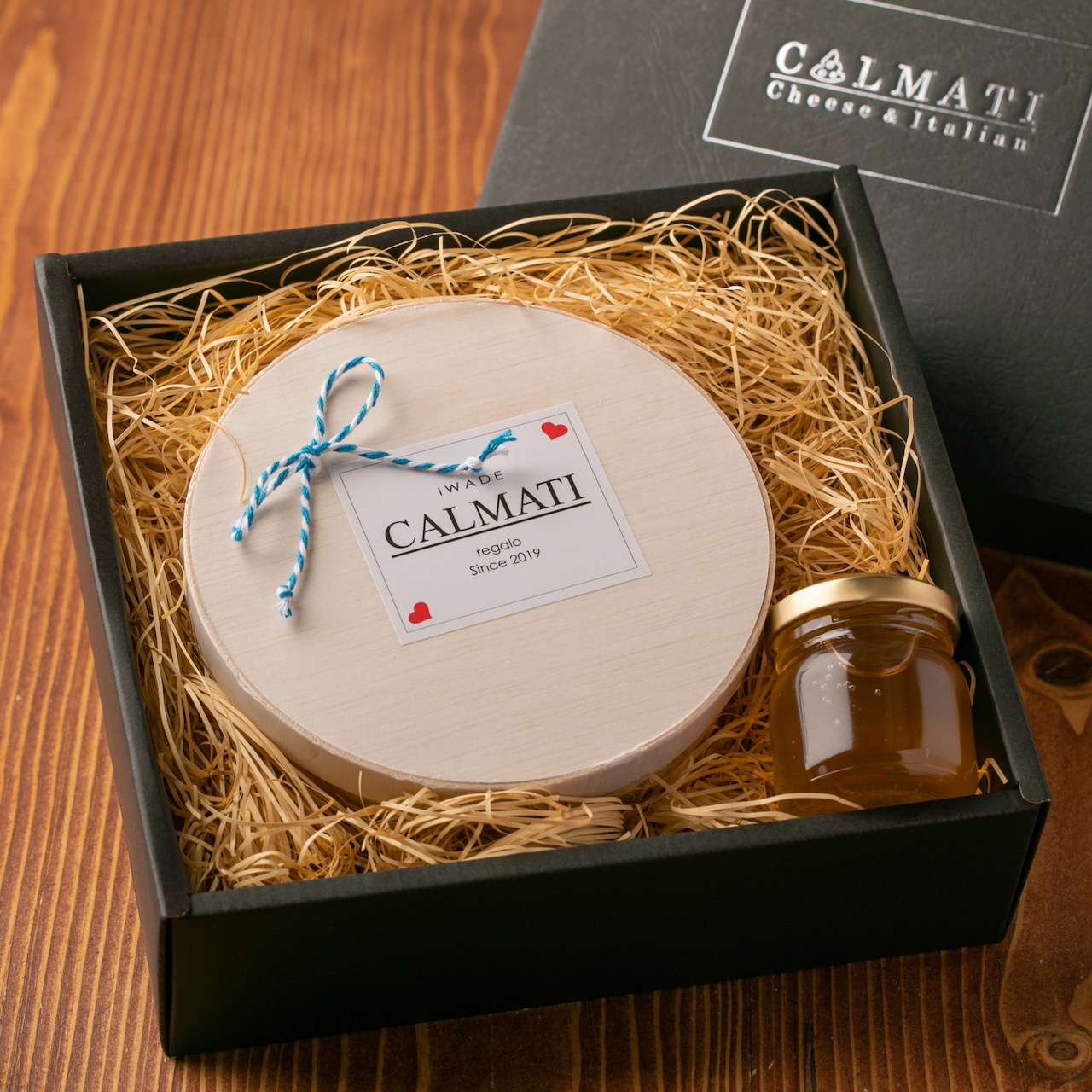 【ギフトBOX・はちみつ付き】濃蜜チーズケーキ | CALMATI（カルマーティ）のプレゼント・ギフト通販 | TANP（タンプ）