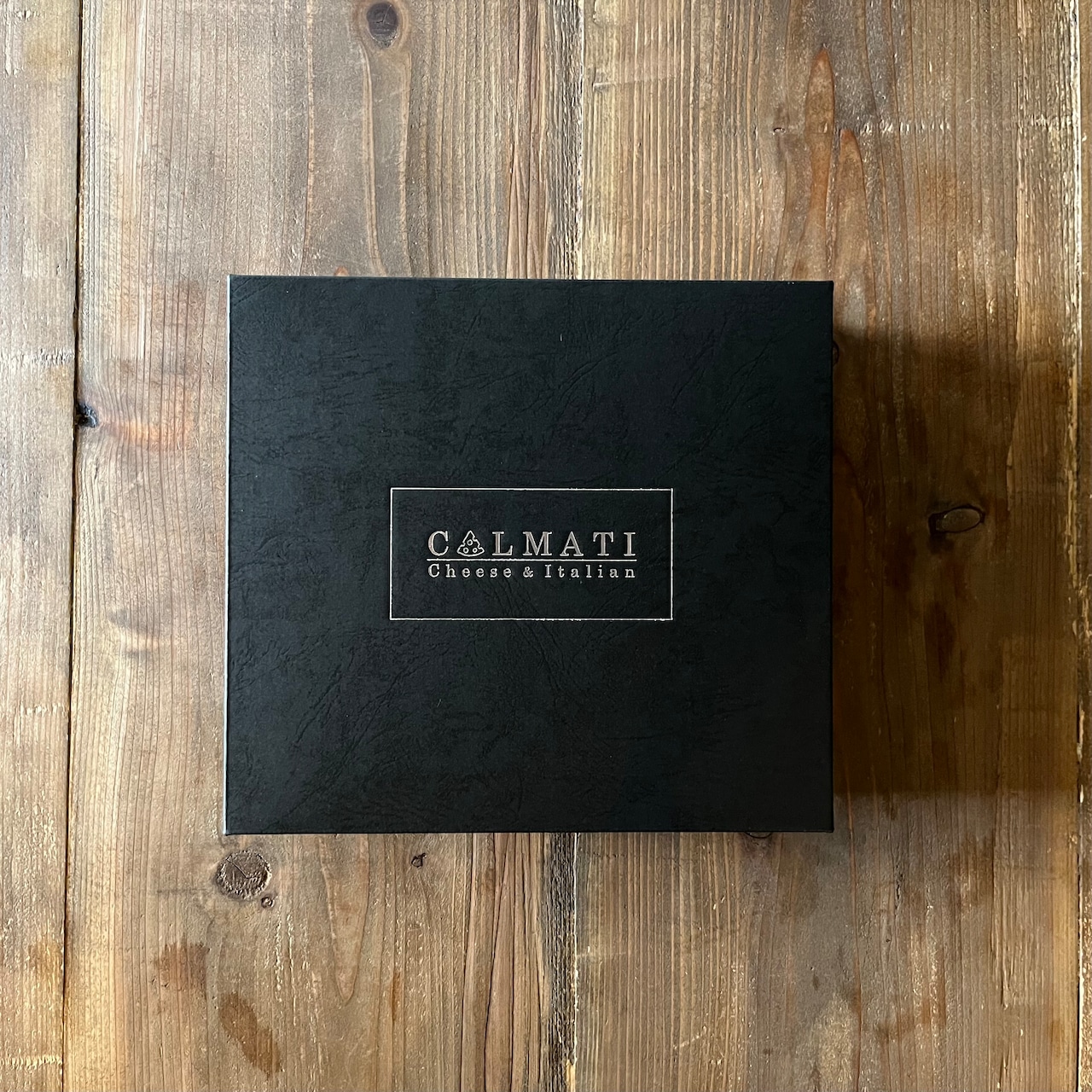 【ギフトBOX・はちみつ付き】濃蜜チーズケーキ | CALMATI（カルマーティ）のプレゼント・ギフト通販 | TANP（タンプ）