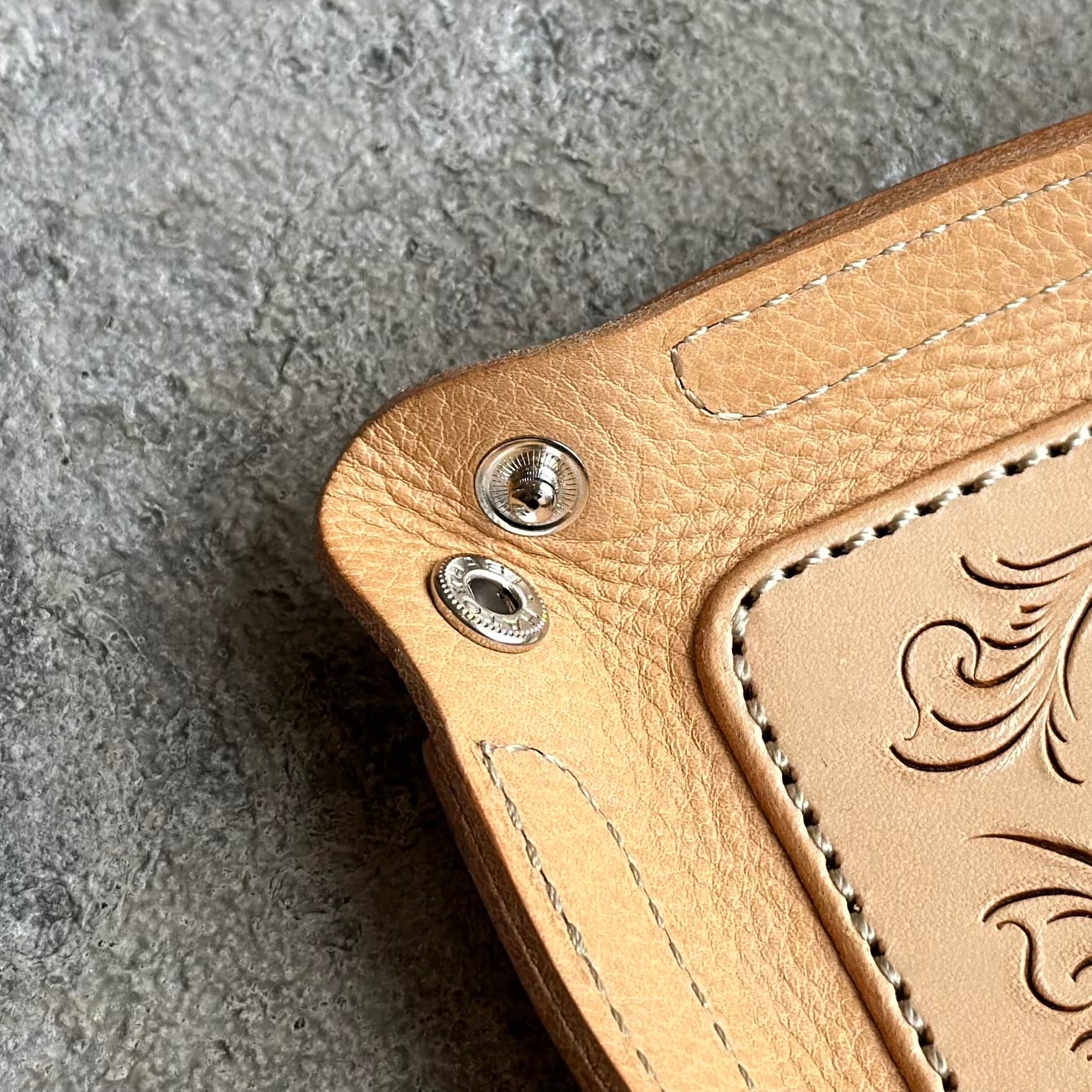 トラベルトレイ NEO フリーカット | KC,s（ケイシイズ）のプレゼント・ギフト通販 | TANP（タンプ）