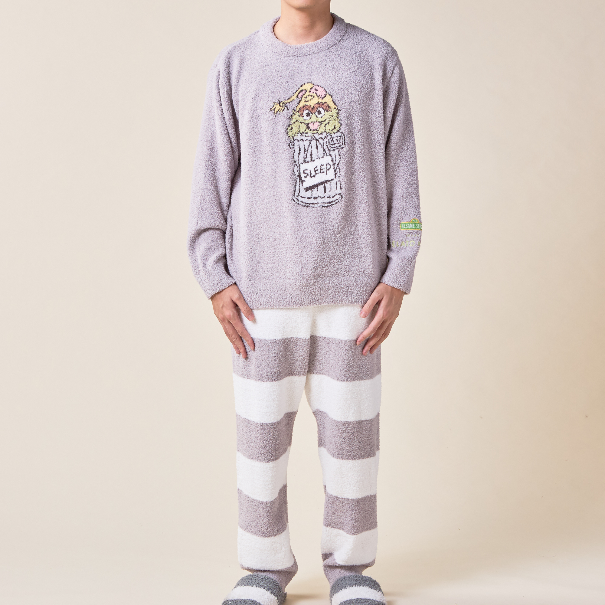 【HOMME】【SESAME STREET】モチーフJQDプルオーバー&ロングパンツセット | gelato pique（ジェラートピケ）のプレゼント・ギフト通販 | TANP（タンプ）
