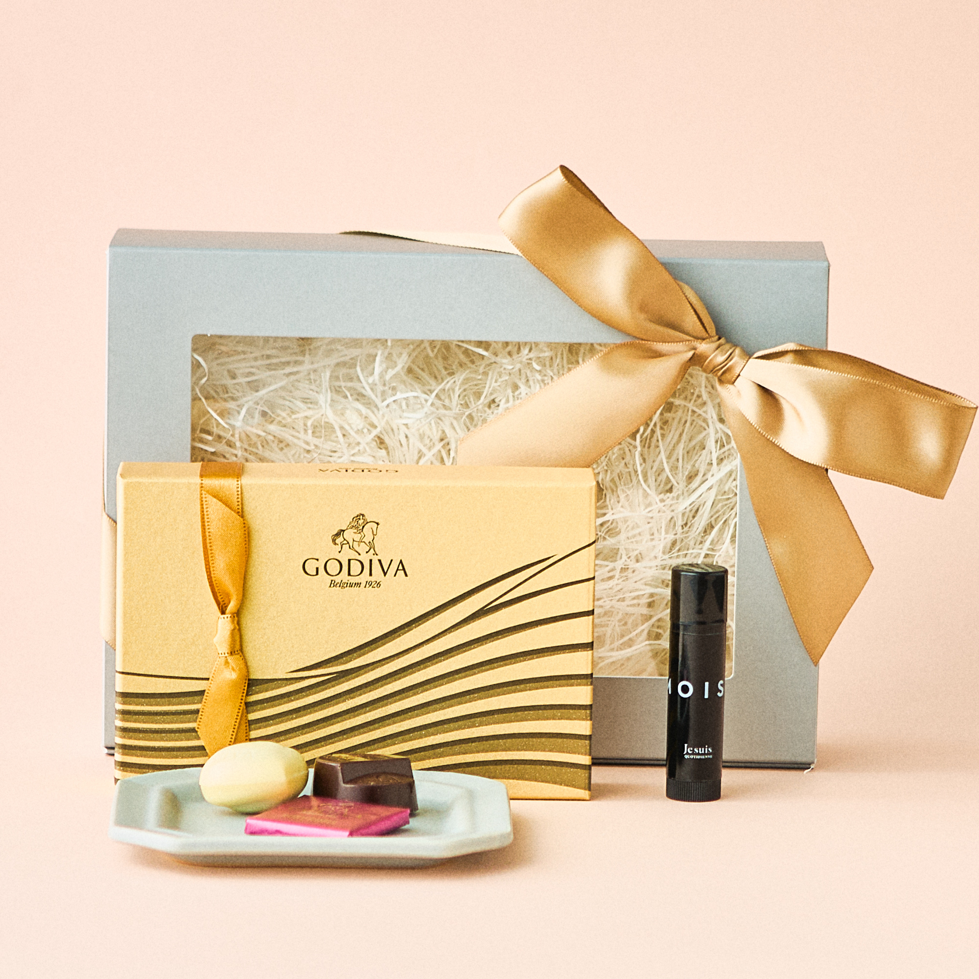 【BOX付】保湿リップ＆ゴディバセット | je suis（ジュスイ） TANP（タンプ）ピンクリボンボックス GODIVA（ゴディバ）のプレゼント・ギフト通販 | TANP（タンプ）