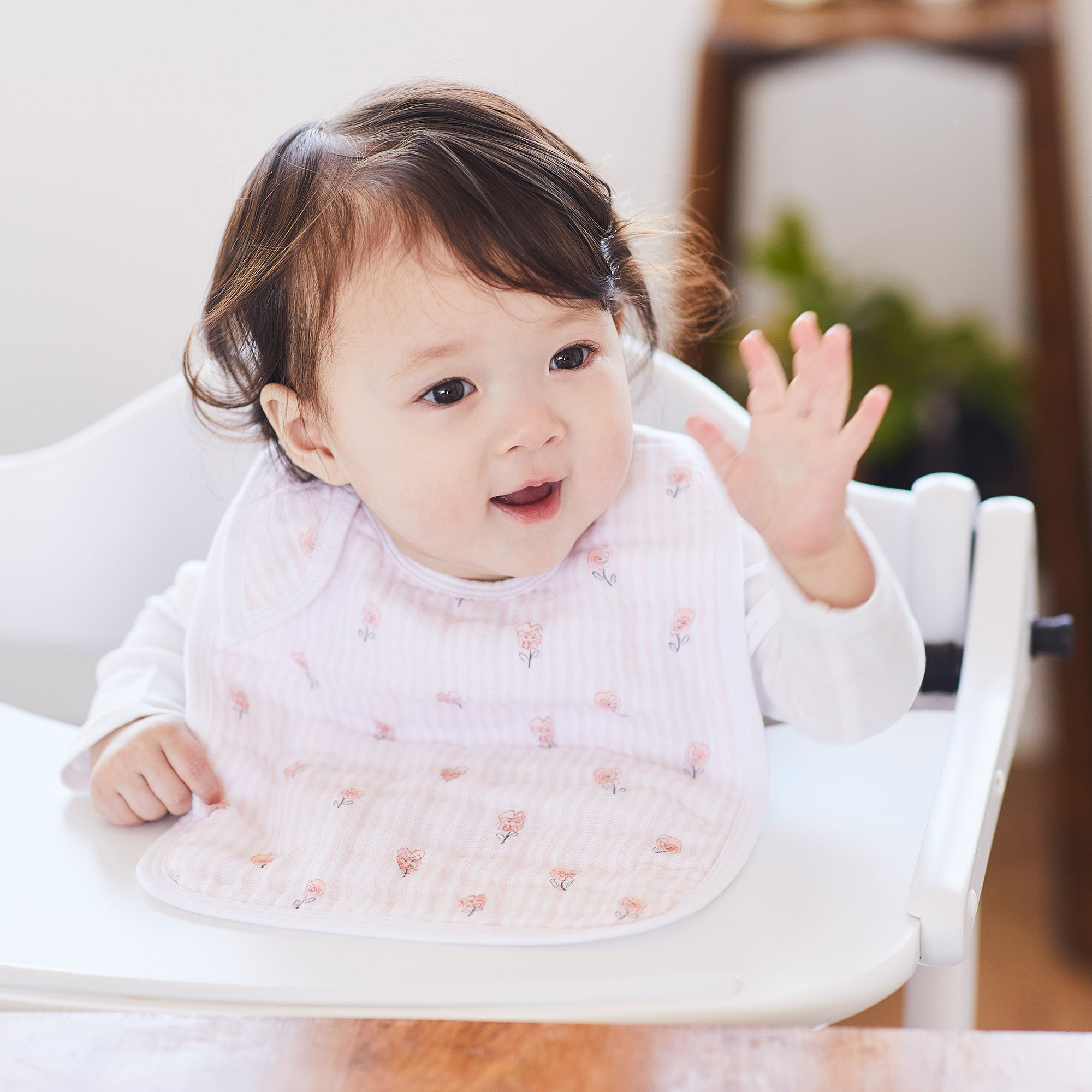 alice in wonderland 3-pack classic snap bibs | aden+anais（エイデンアンドアネイ）の ...