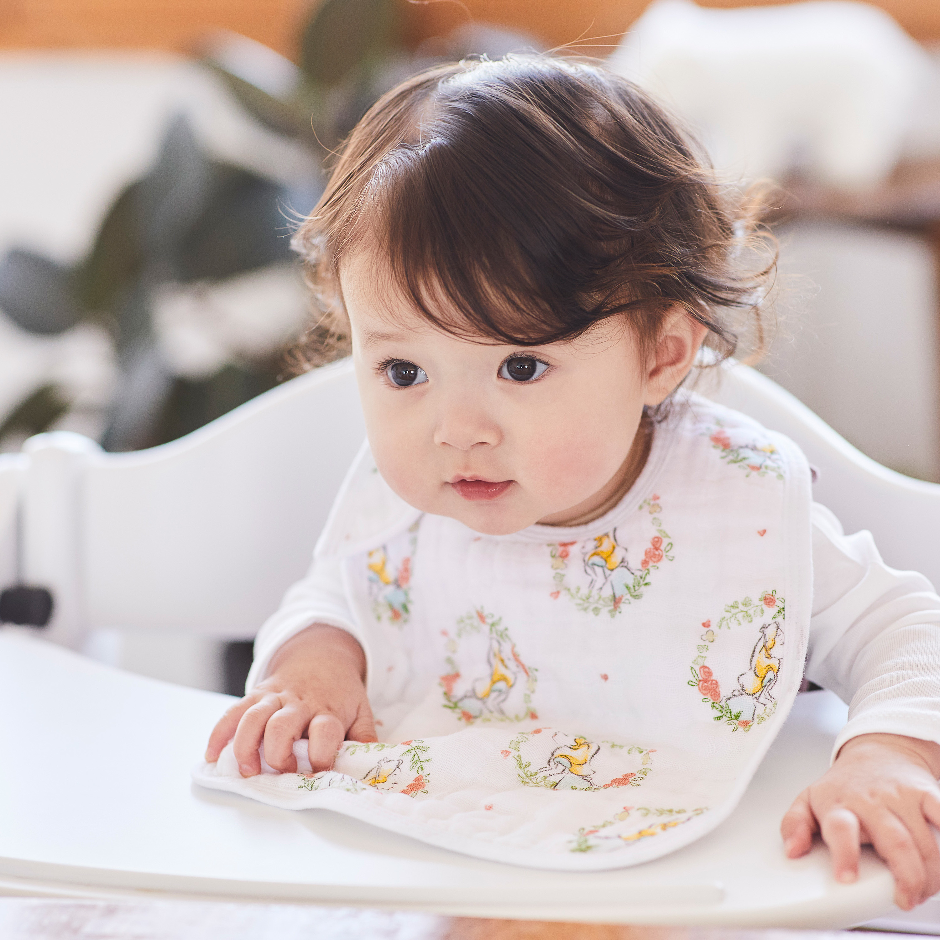 alice in wonderland 3-pack classic snap bibs | aden+anais（エイデンアンドアネイ）の ...